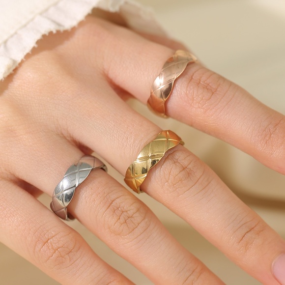 Trendy Jewels | Jewelry | Quilted Pattern Rings Rose Gold Silver And ...